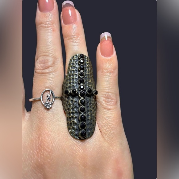 Jewelry | Black Stone Textured Long Finger Ring | Poshmark